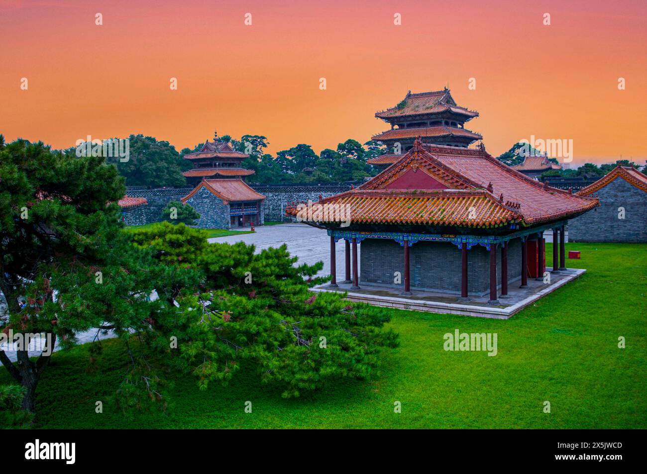 The Zhaoling Tomb of the Qing Dynasty The North Tomb, UNESCO World ...