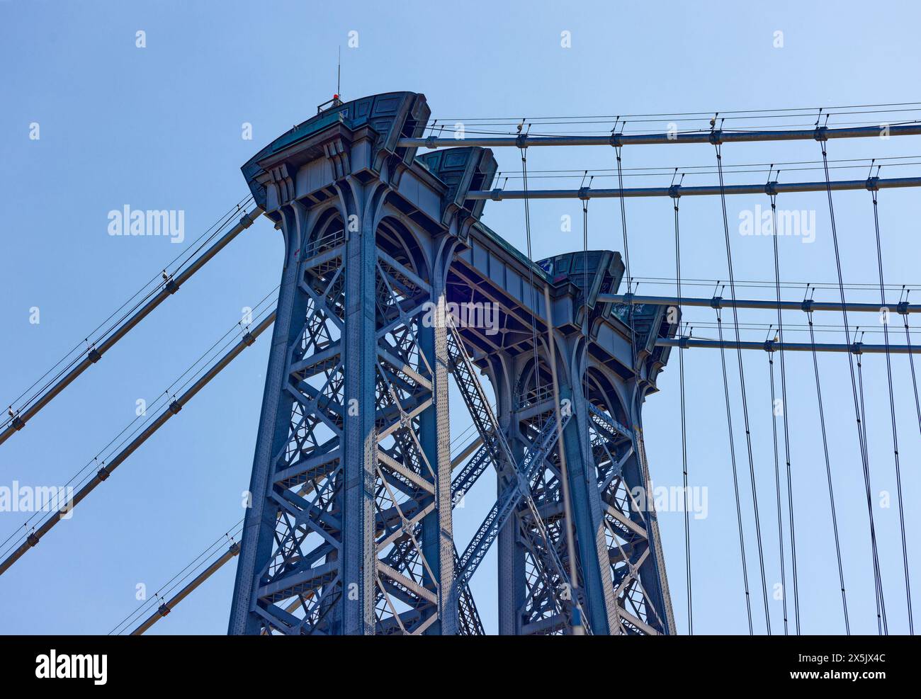 Tower detail of the Williamsburg Bridge. Only the bridge’s center span ...