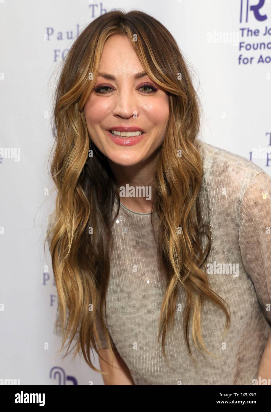 Kaley cuoco 2024 hi-res stock photography and images - Alamy