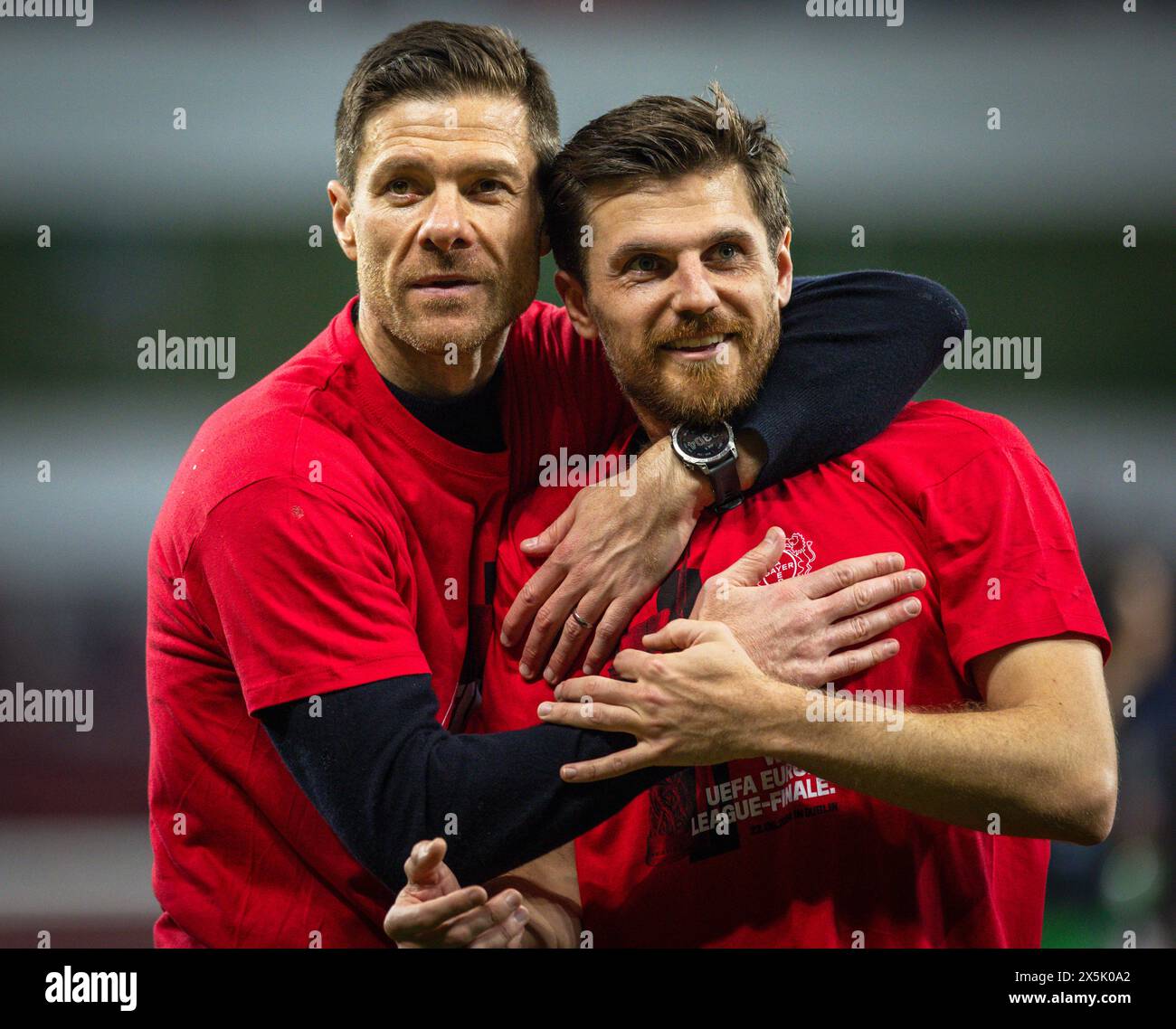 Leverkusen, Germany. 9th Mai 2024. Trainer Xabi Alonso (Leverkusen) Jonas Hofmann (Leverkusen ...
