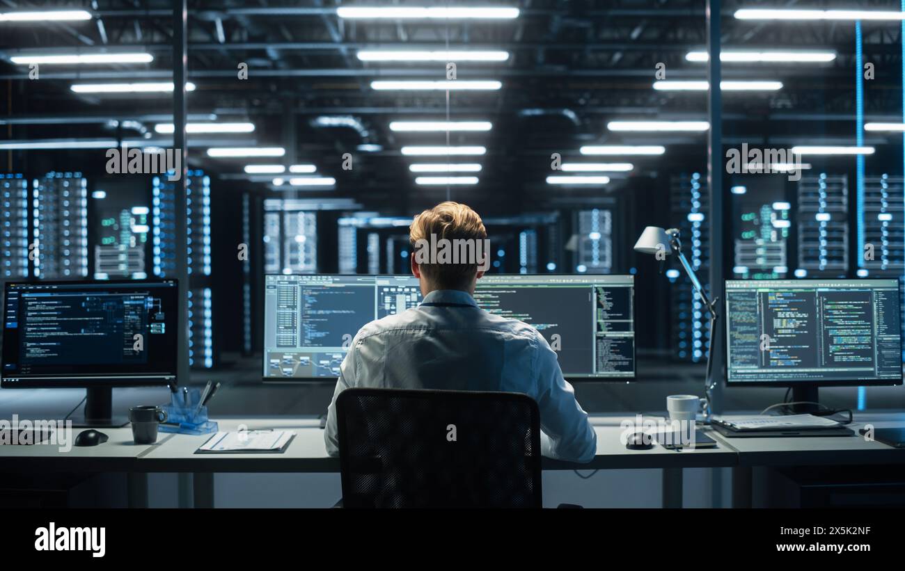 Cybersecurity in data center hi-res stock photography and images - Alamy