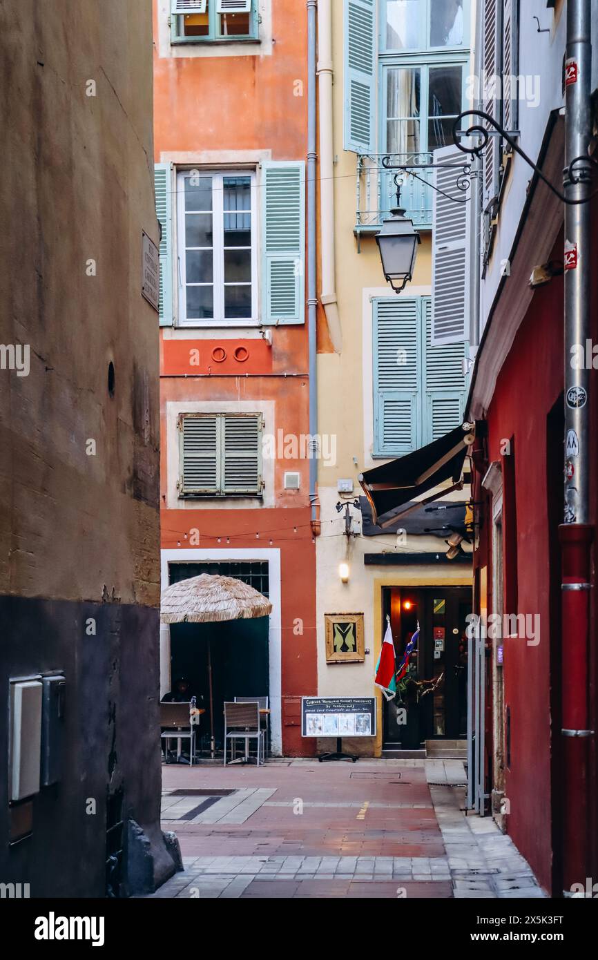 Nice, France - 12 November 2023: Houses and streets in the old part of ...