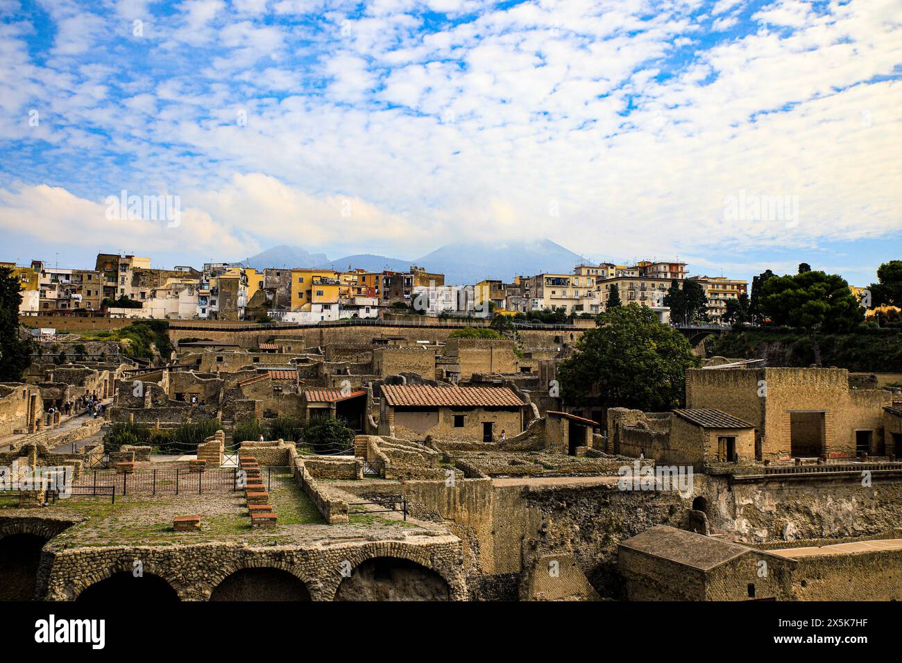 Herculaneum italy vesuvius hi-res stock photography and images - Alamy