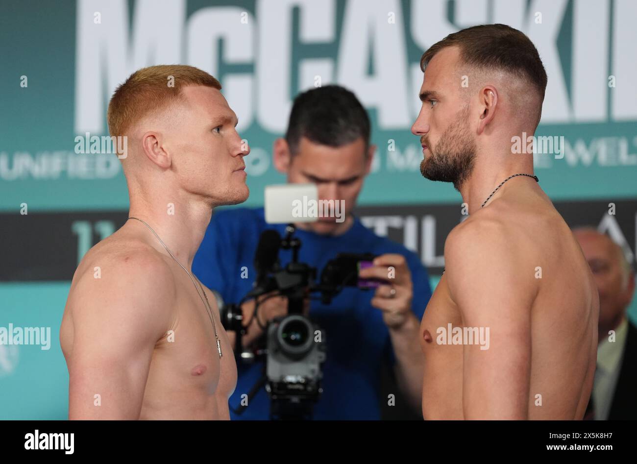 Mark Jeffers (left) and Darren Johnstone during the weigh in at the ...