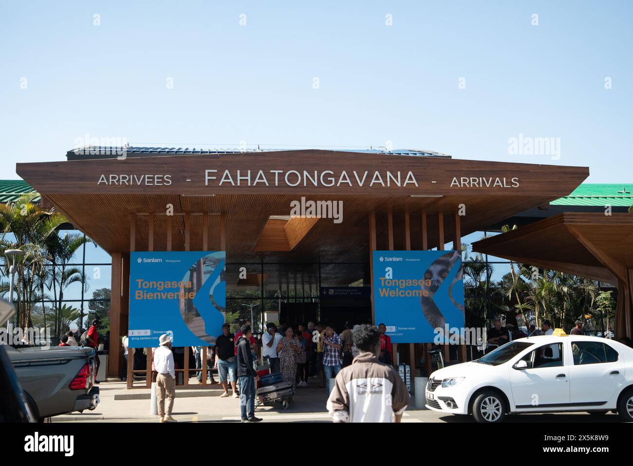 Antananarivo, Madagascar 07 oktober 2023. central entrance and facade ...