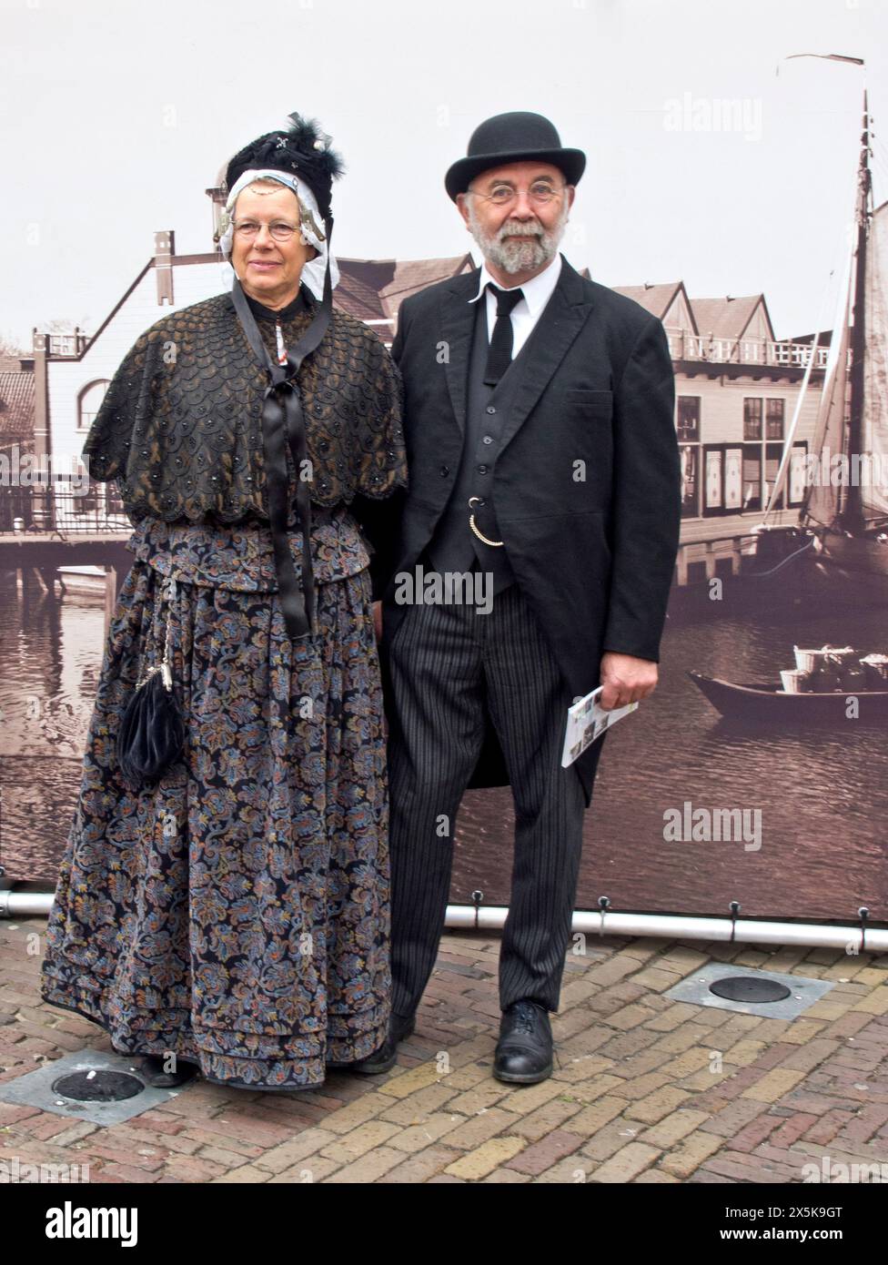 Clothed hi-res stock photography and images - Alamy