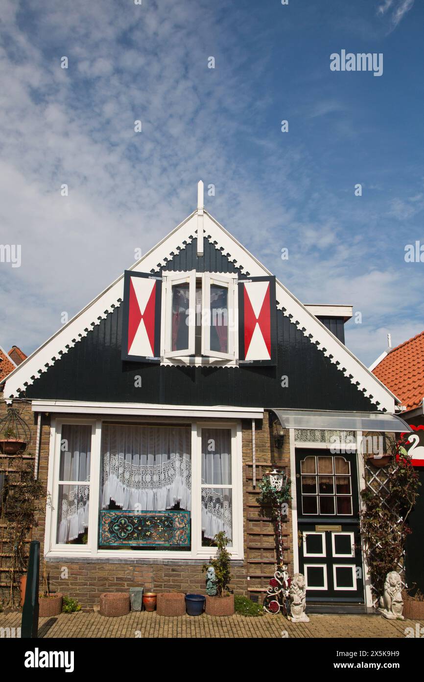 Holland, Netherlands, Volendam. Traditional buildings at the fishing ...