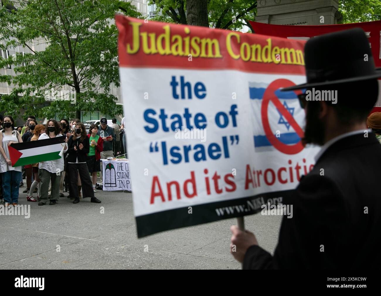 Pro palestine encampment hi-res stock photography and images - Alamy