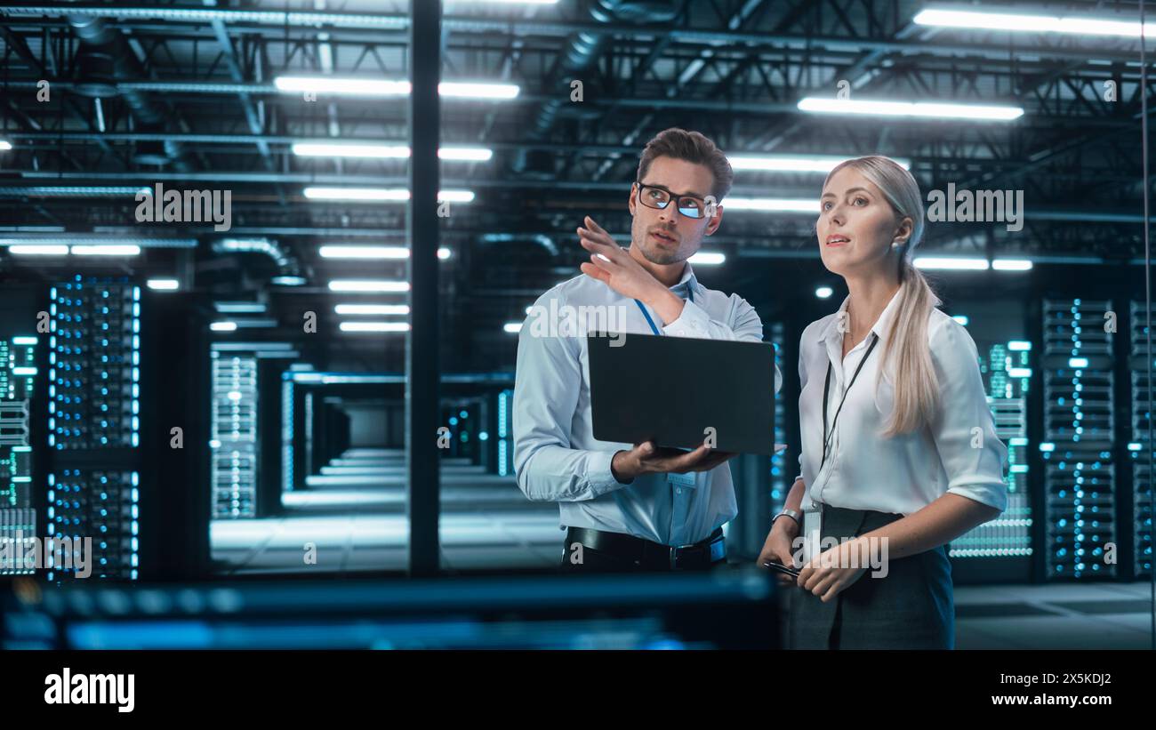 Project manager finding solution hi-res stock photography and images ...