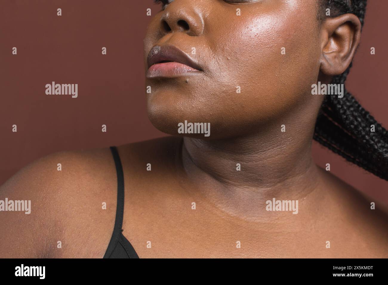 Brown skin woman with even skin tone, dark skin woman with foundation ...