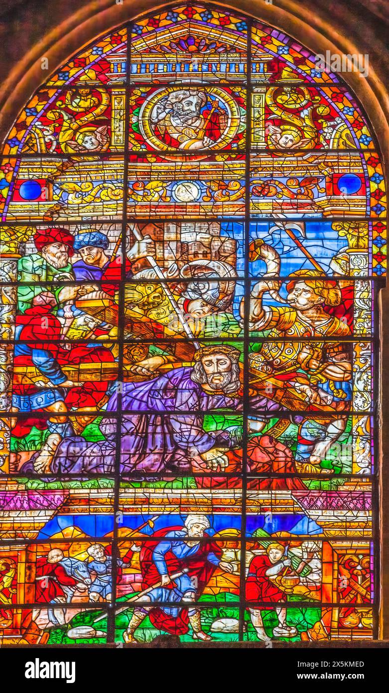 Jesus Christ Carrying Cross Persecuted stained glass, Seville Cathedral ...