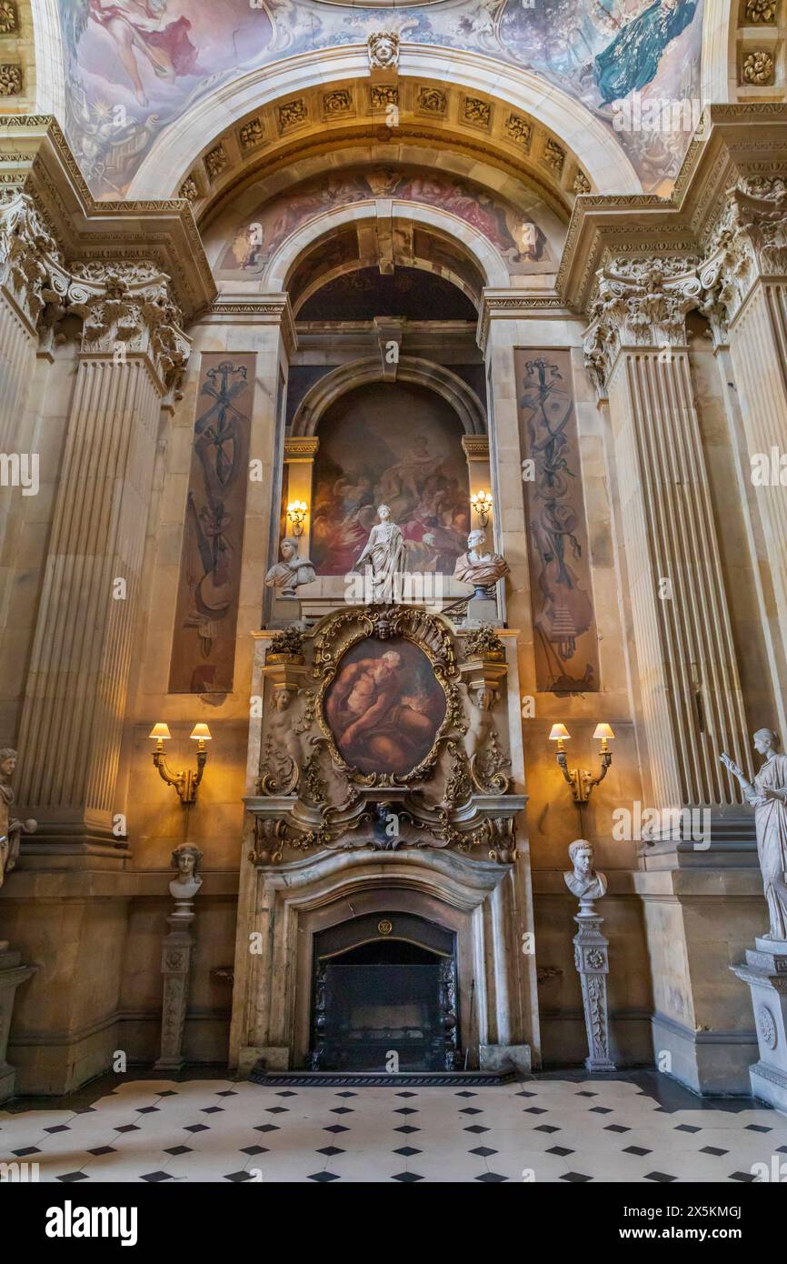 Castle howard interior hi-res stock photography and images - Alamy