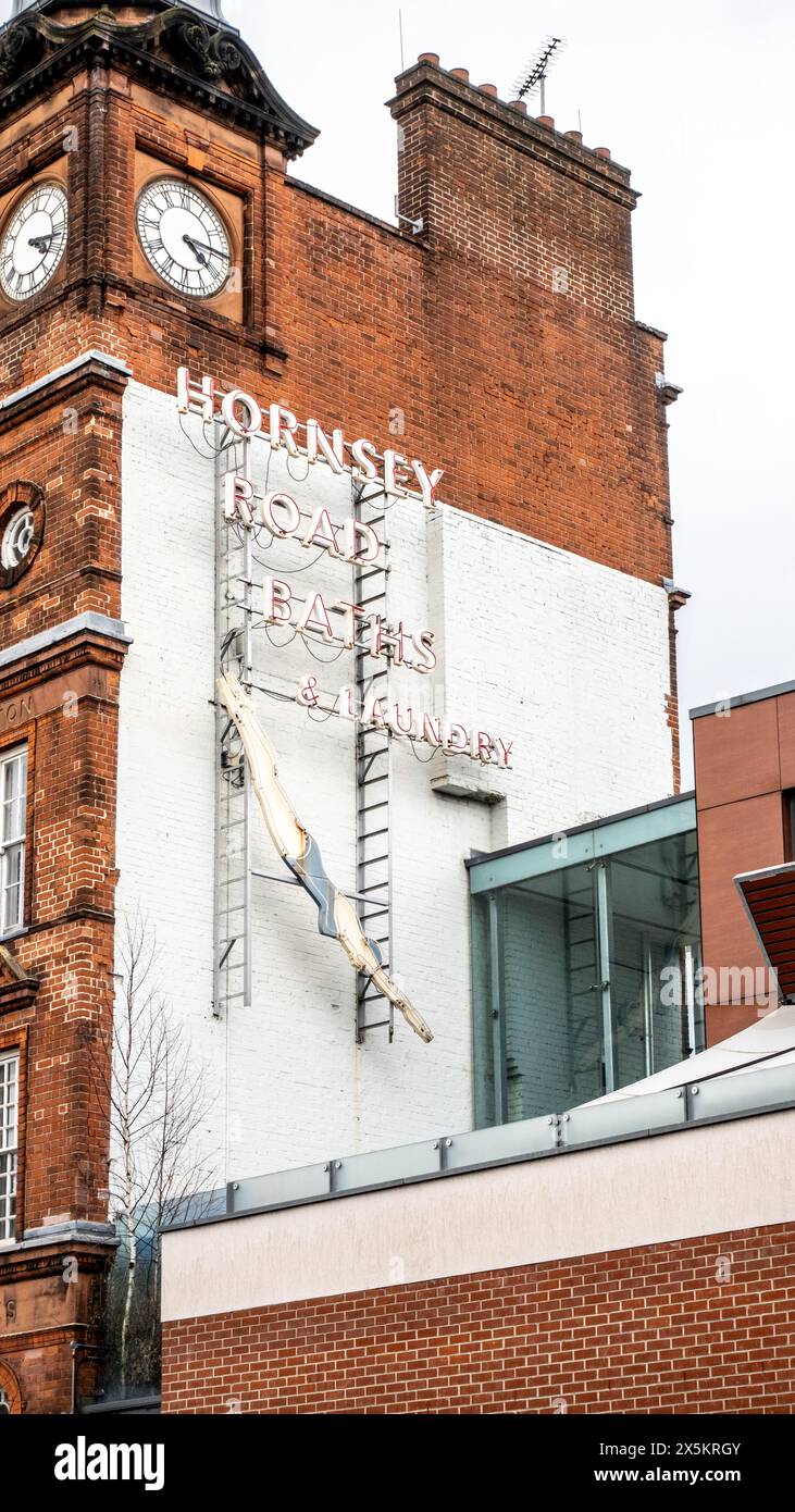 Victorian swimming baths london hi-res stock photography and images - Alamy