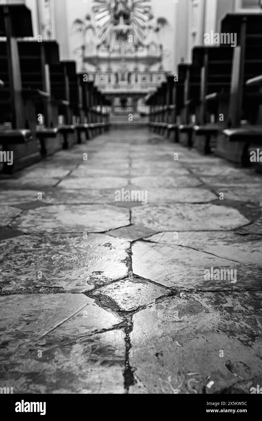 Italian marble floor Black and White Stock Photos & Images - Alamy