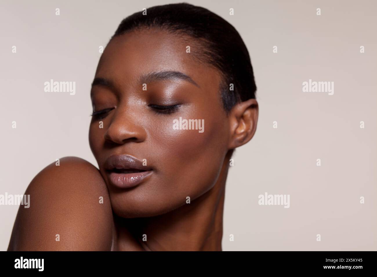 Close up black female mouth hi-res stock photography and images - Alamy