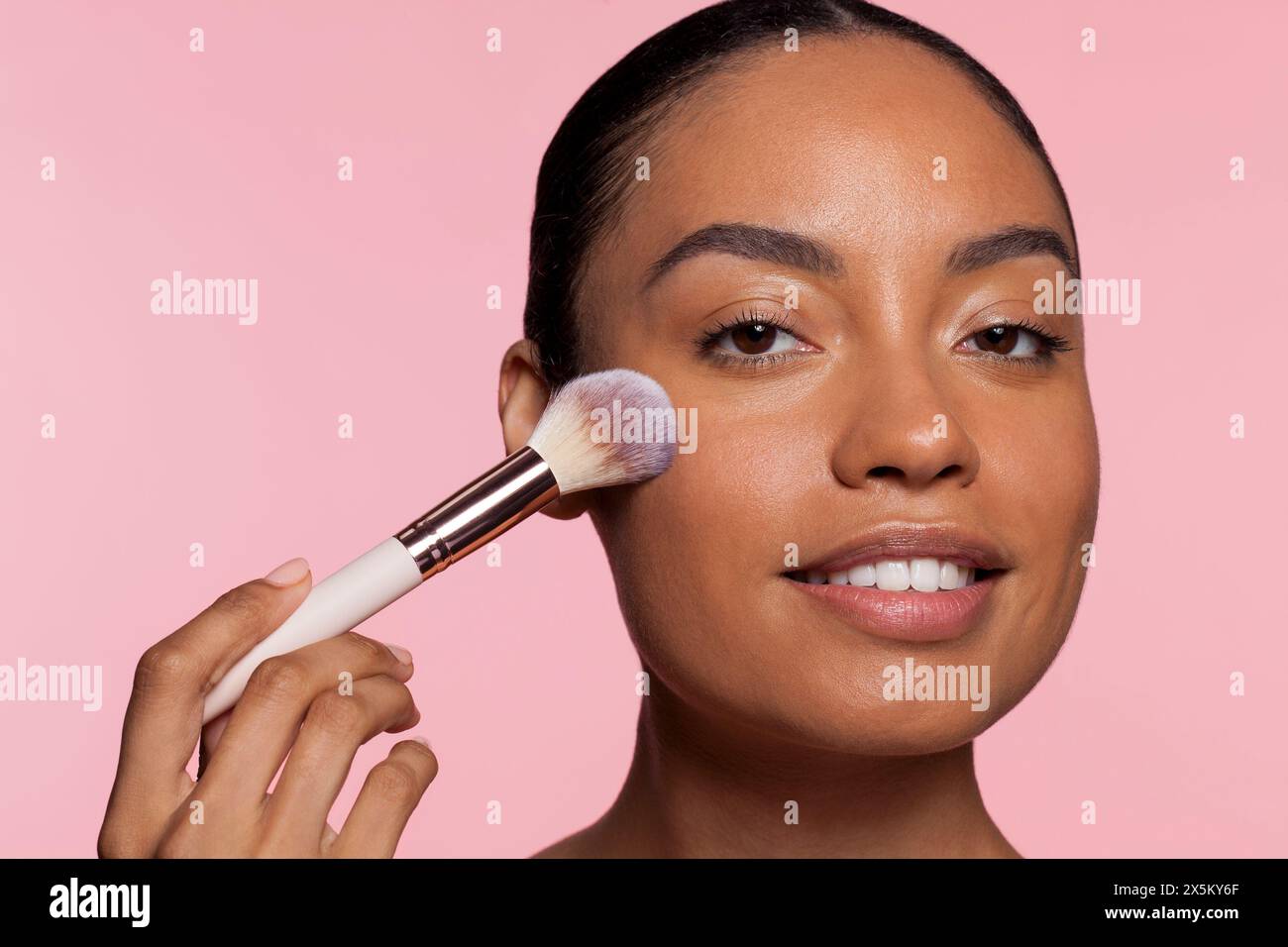 25 brush hi-res stock photography and images - Alamy