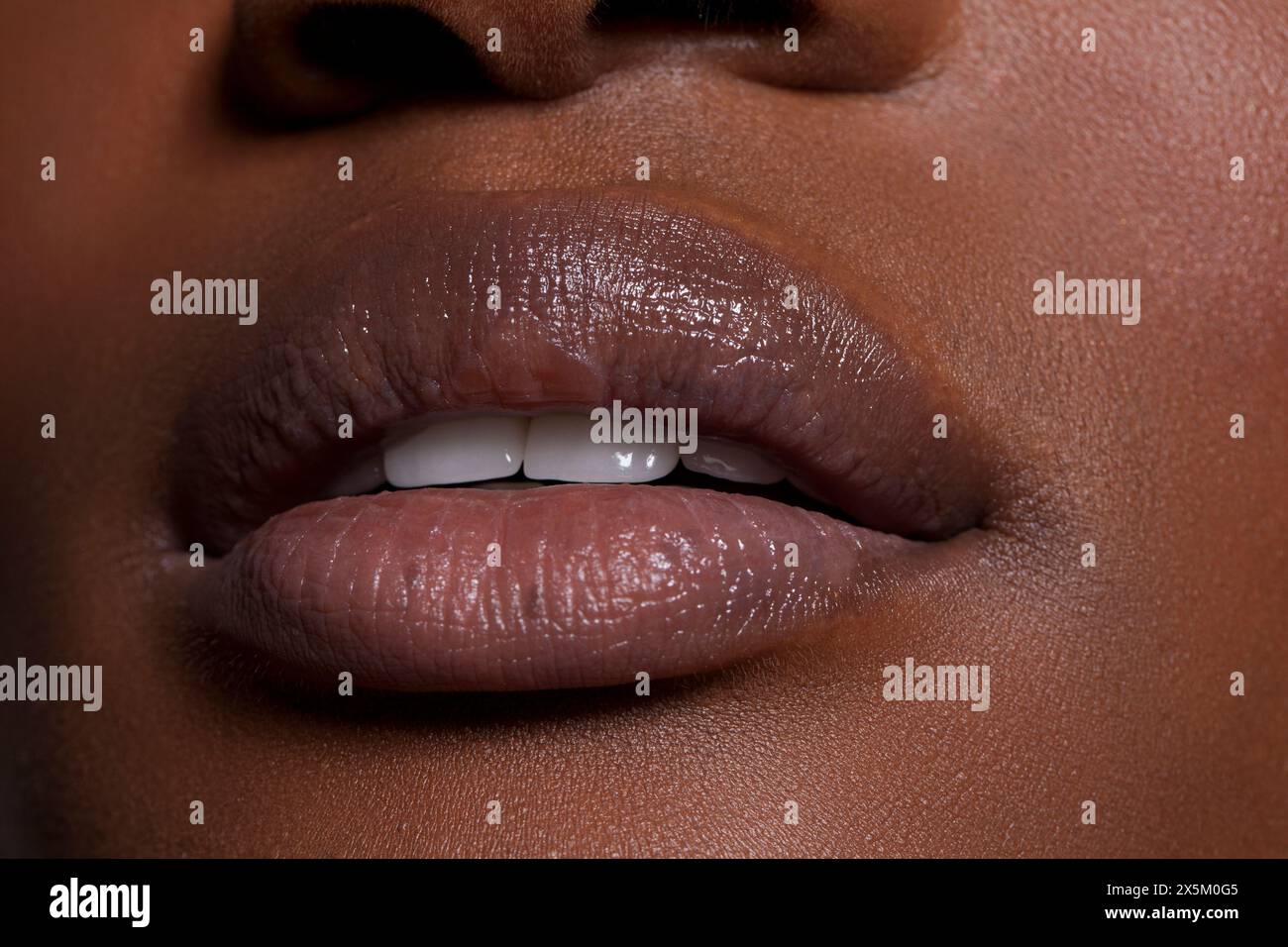 Female mouth hi-res stock photography and images - Alamy