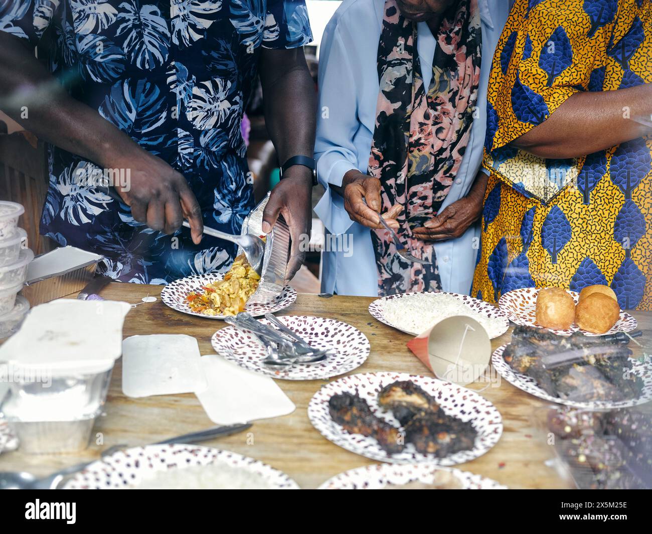Family party indoors hi-res stock photography and images - Alamy