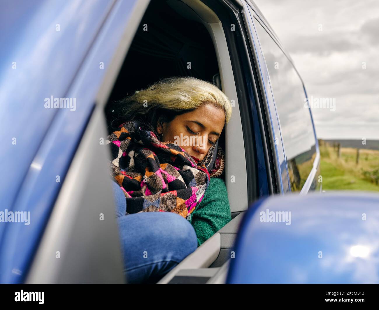 Woman car mature uk hi-res stock photography and images - Alamy