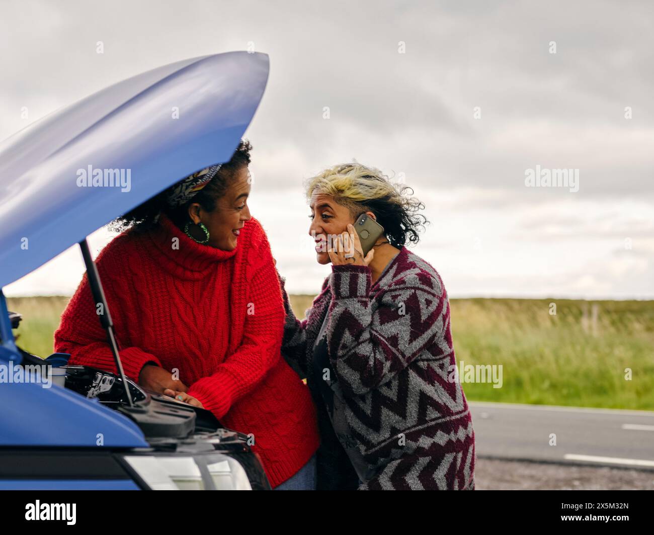Person calling for help hi-res stock photography and images - Alamy