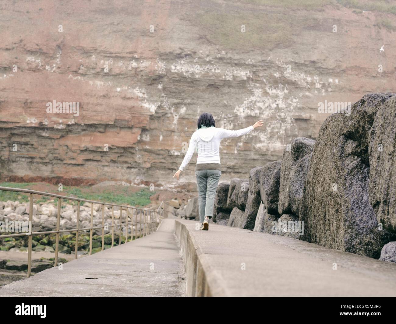 Footpath 50 hi-res stock photography and images - Alamy