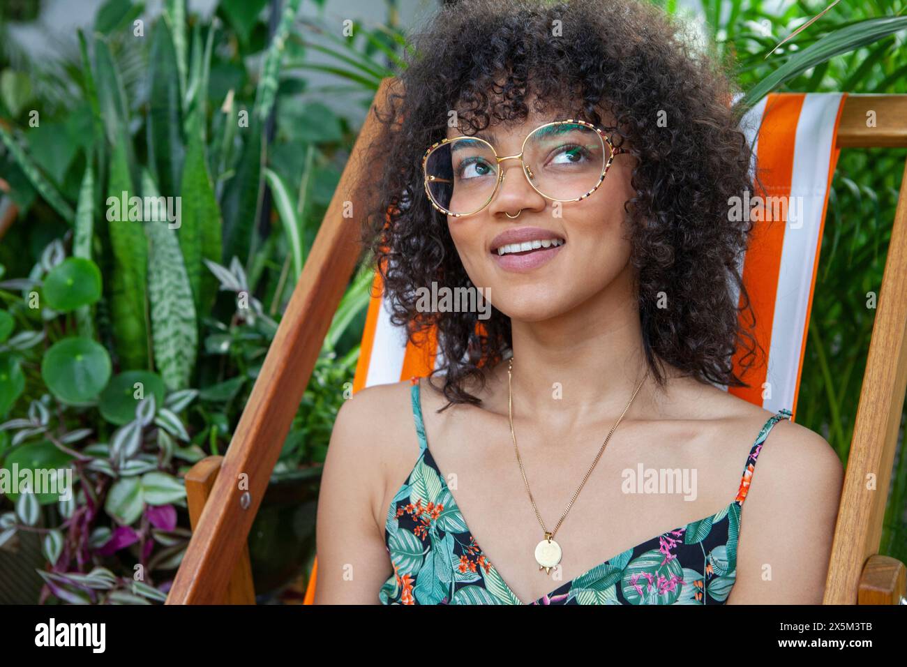 People surrounded by houseplants hi-res stock photography and images ...