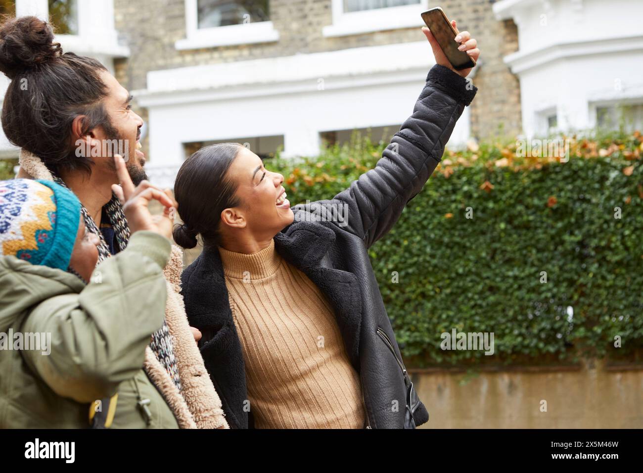 Group selfies hi-res stock photography and images - Alamy