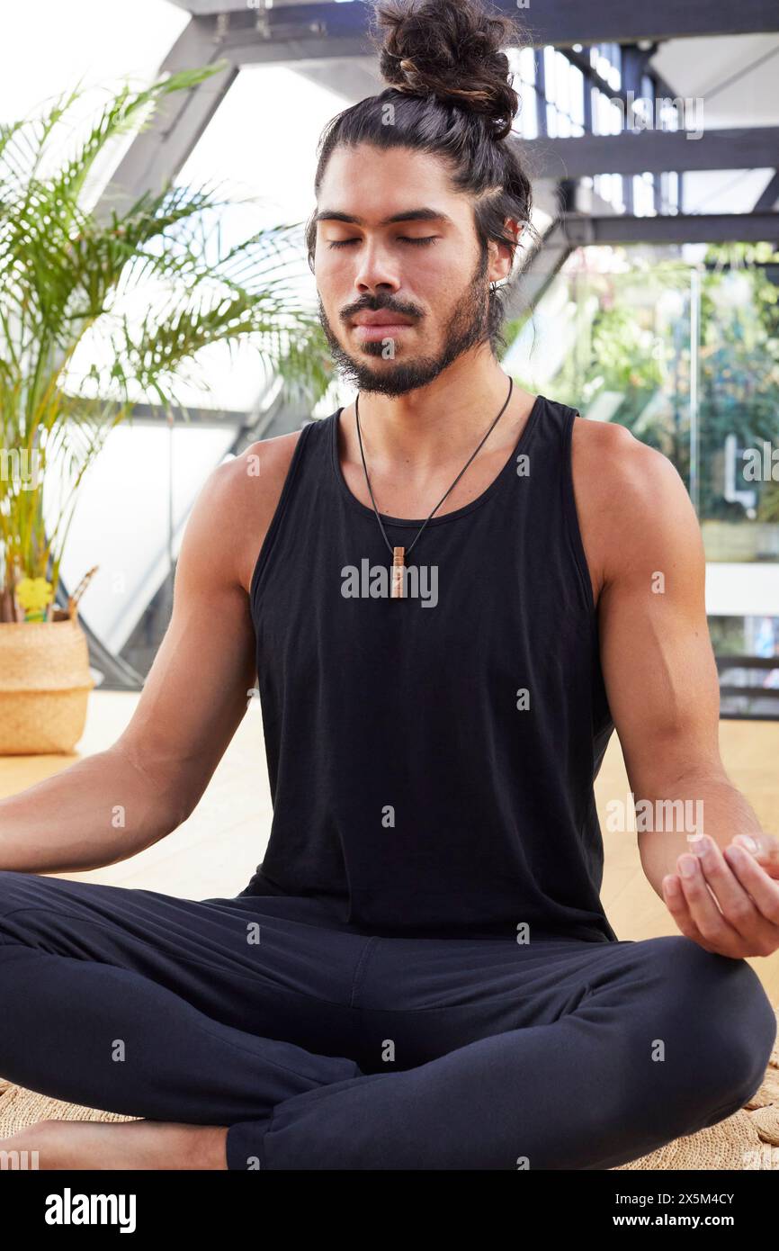 Man pilates floor hi-res stock photography and images - Alamy