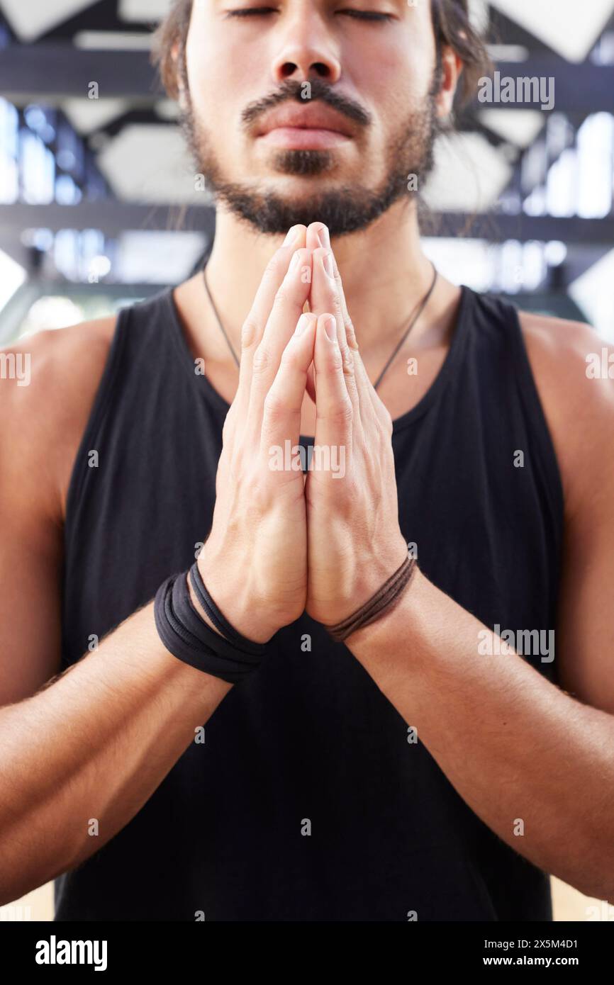 Clasped hands exercise hi-res stock photography and images - Alamy