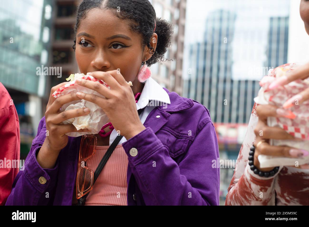 Taking sandwich hi-res stock photography and images - Alamy