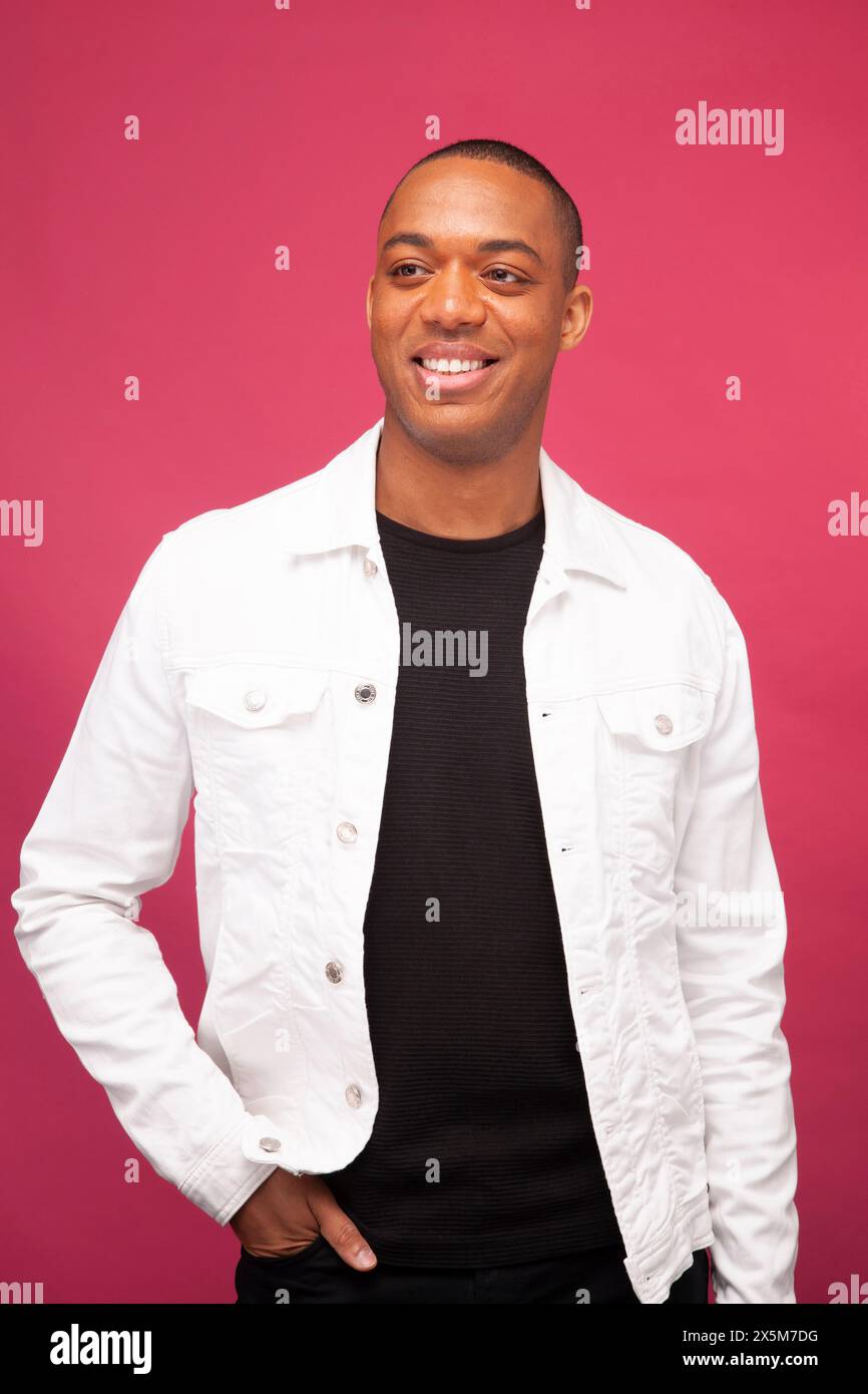 Fashionable man in white hi-res stock photography and images - Alamy