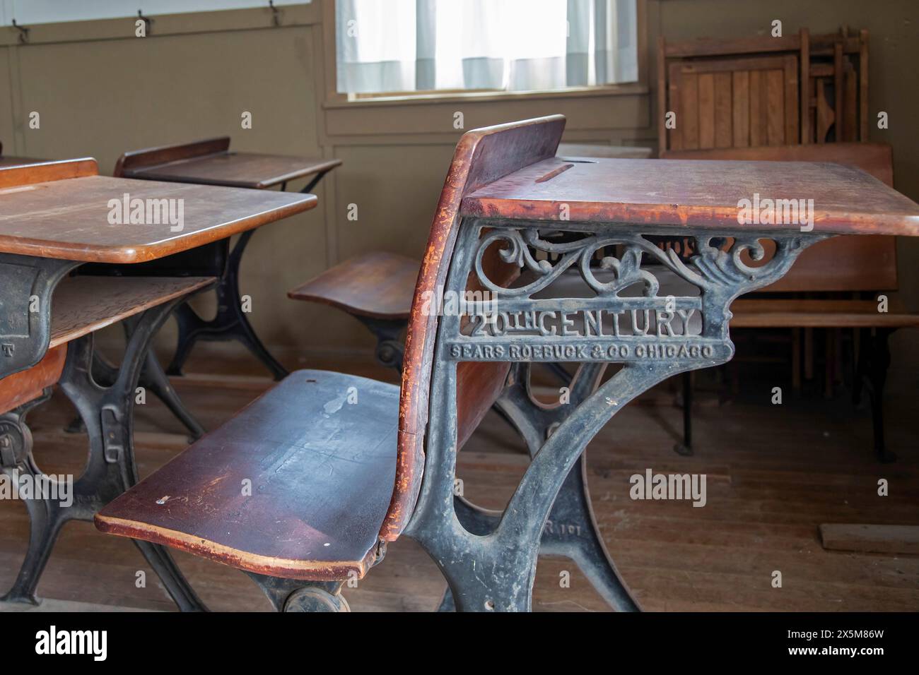Fort Dodge, Iowa - A Sears Roebuck student desk at the Border Planes ...