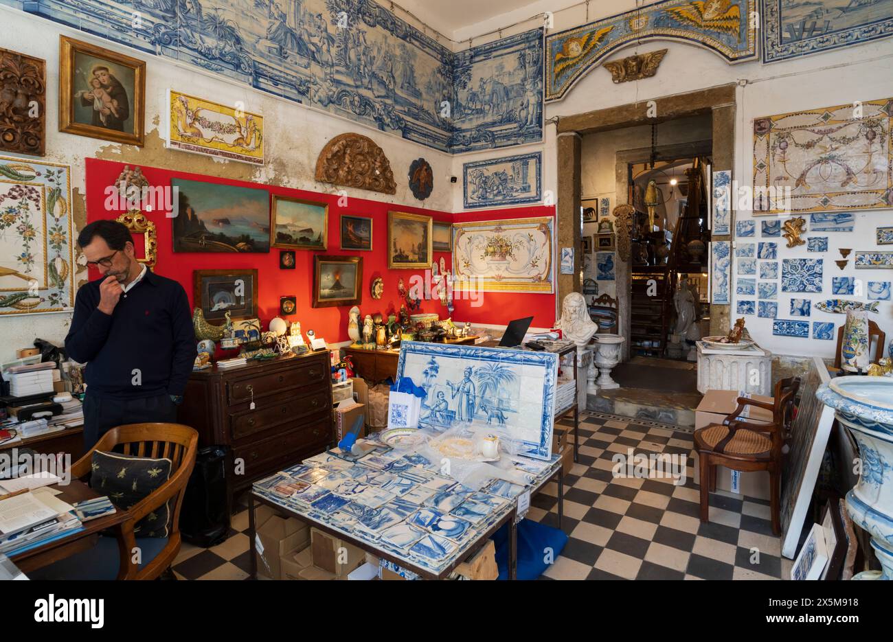 Solar antiques hi-res stock photography and images - Alamy