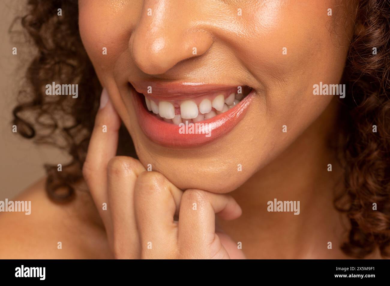 Womans chin hi-res stock photography and images - Alamy