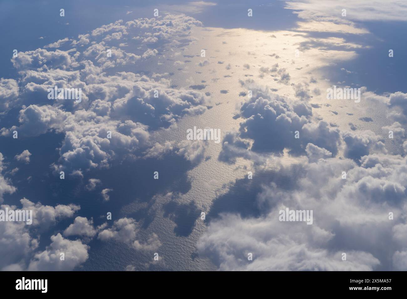Easyjet plane interior hi-res stock photography and images - Alamy