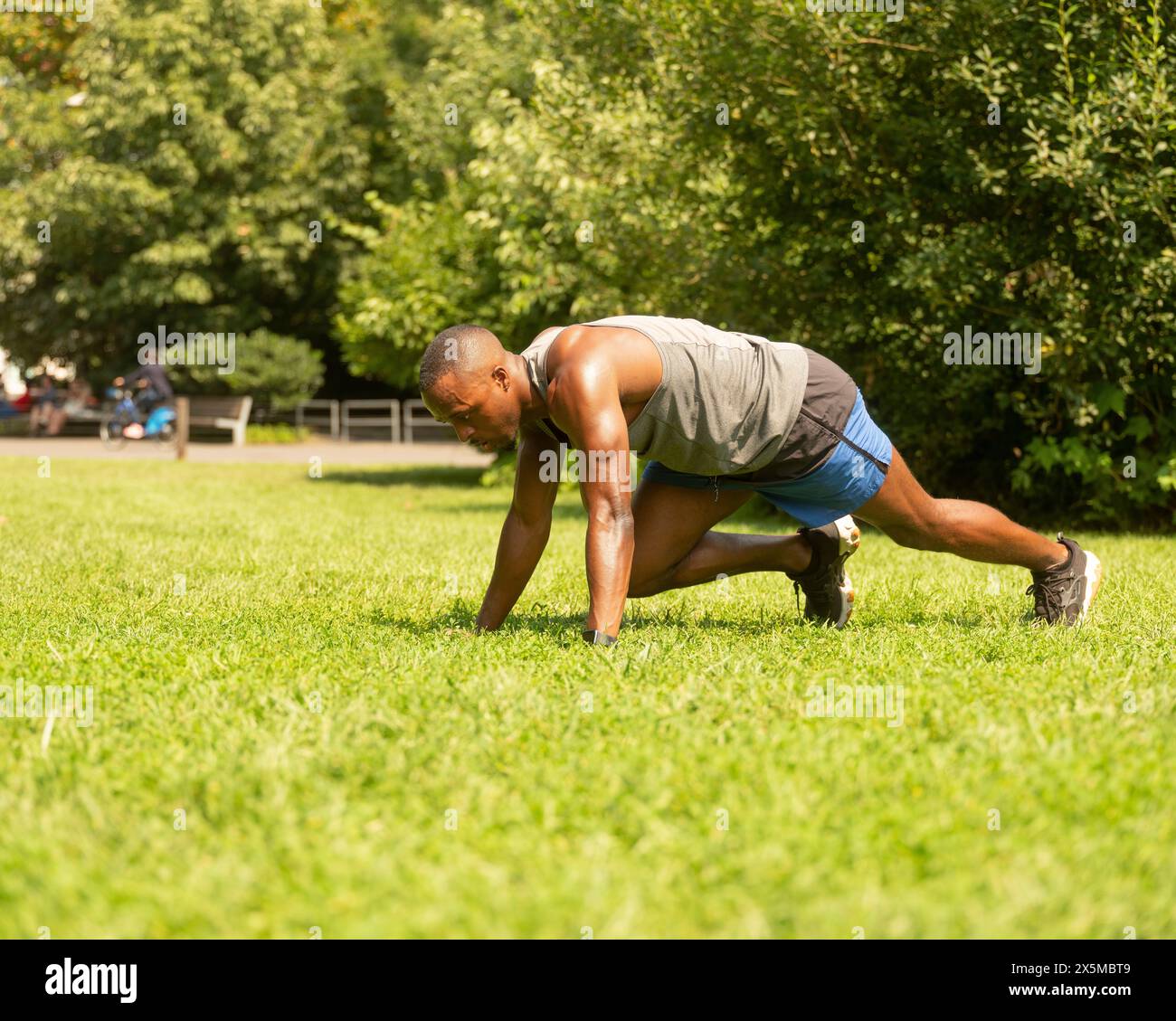 Lifestyle mountain climbing hi-res stock photography and images - Alamy
