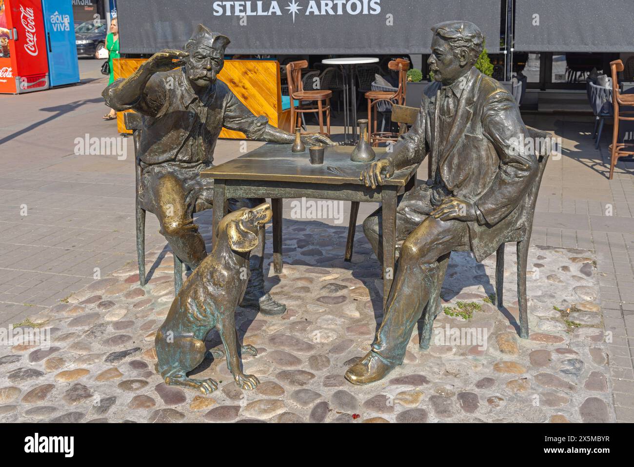 Nis, Serbia - August 04, 2022: Bronze Sculpture of Kalca and Stevan ...