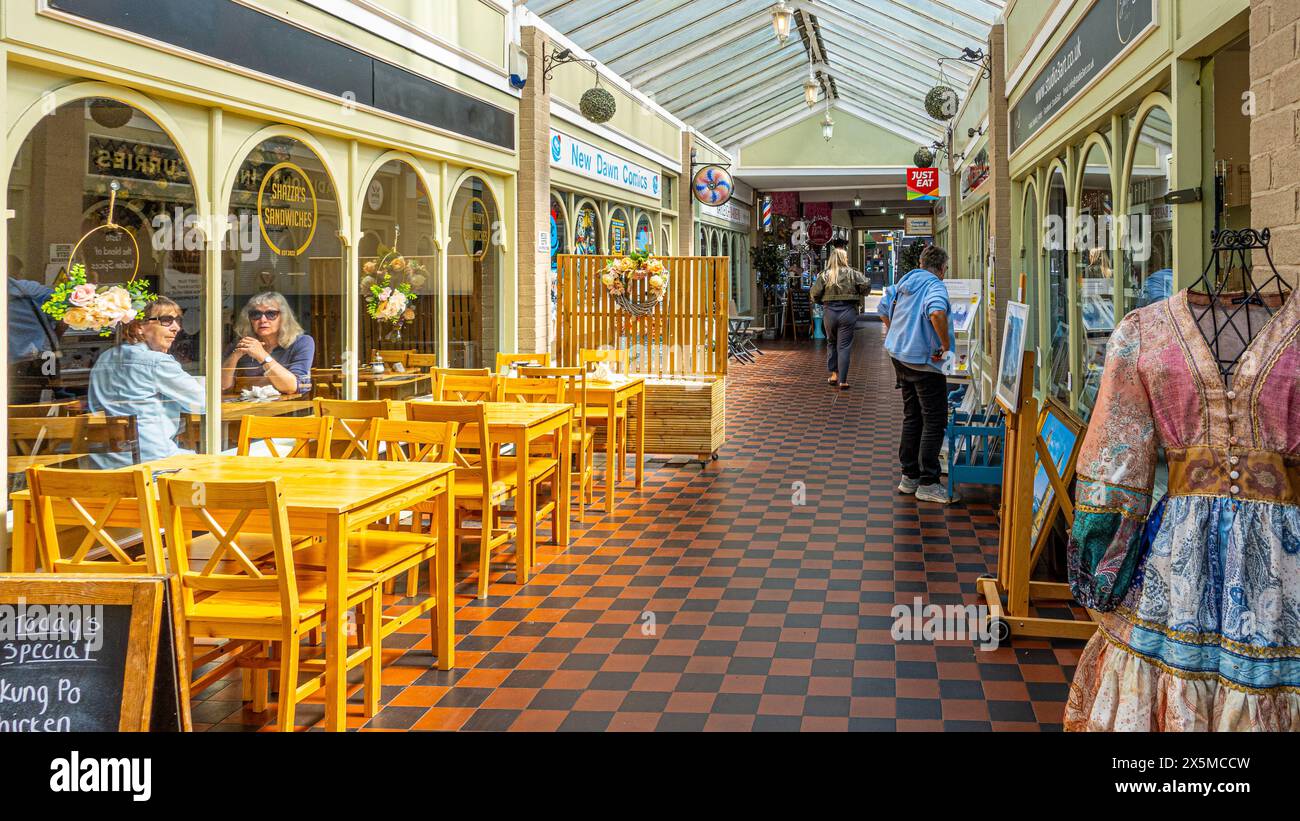 Art cafe new road hi-res stock photography and images - Alamy