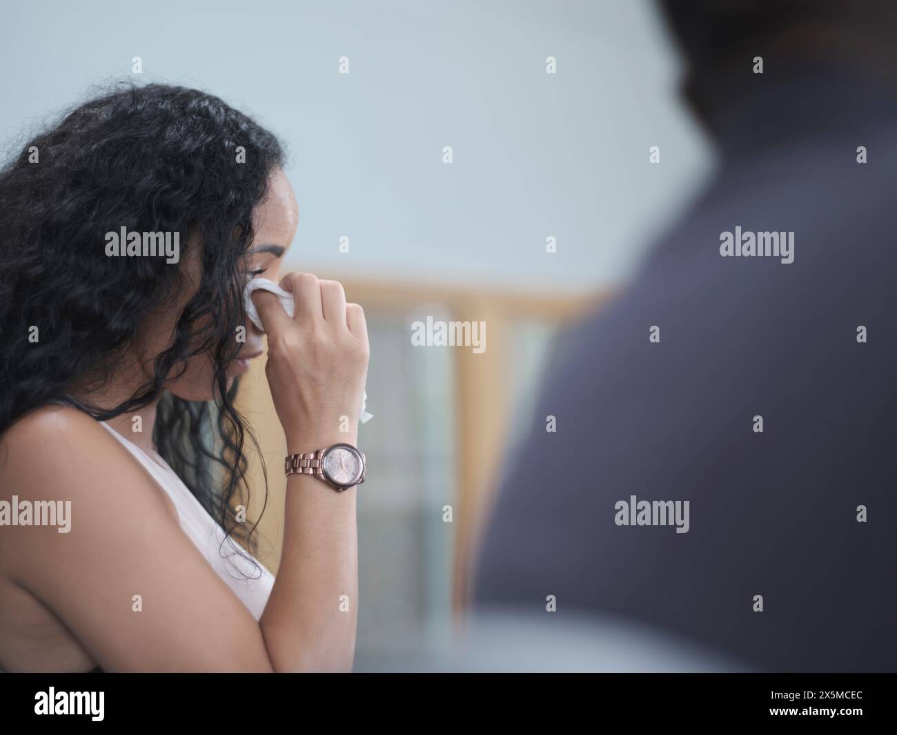 Group of people crying hi-res stock photography and images - Alamy