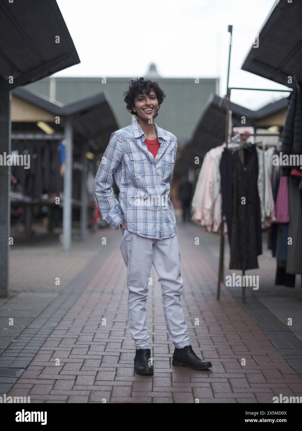 Market woman in street hi-res stock photography and images - Alamy