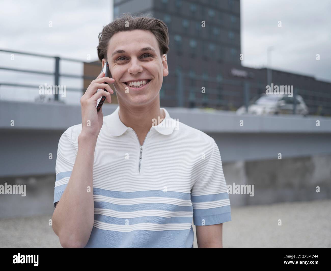 Non binary man talking hi-res stock photography and images - Alamy