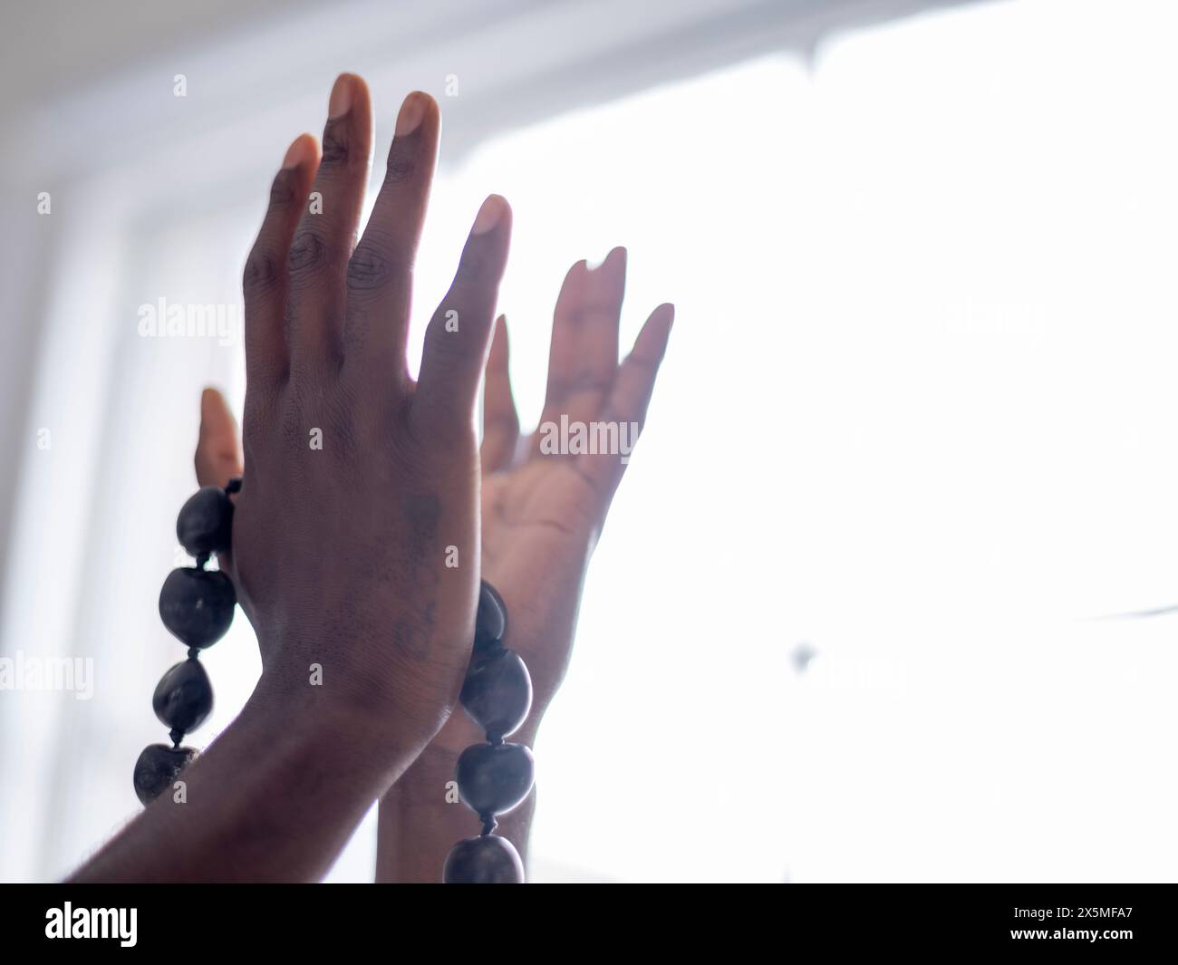 Hand prayer hi-res stock photography and images - Alamy