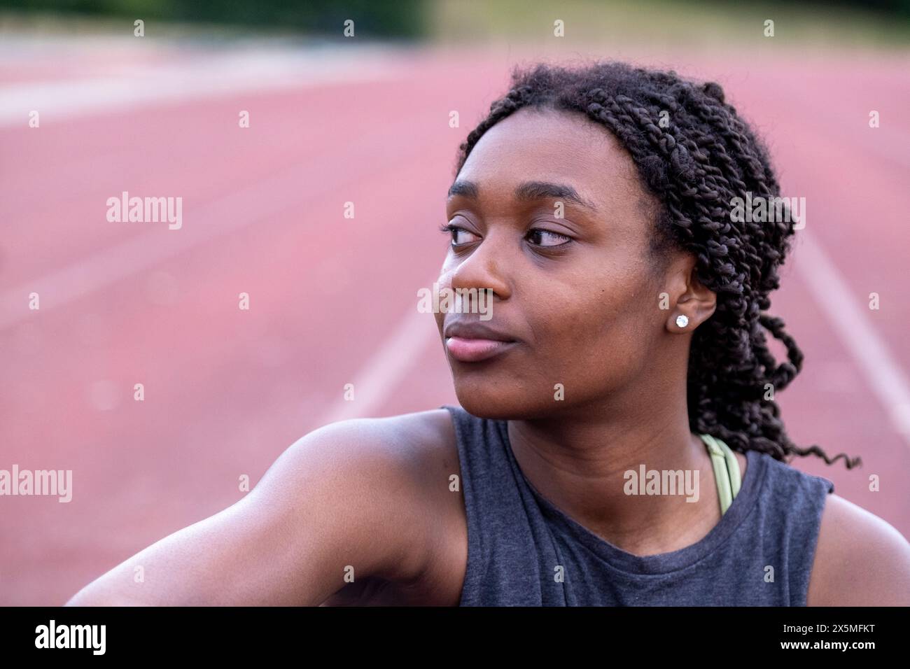 Athlete sitting on track hi-res stock photography and images - Alamy