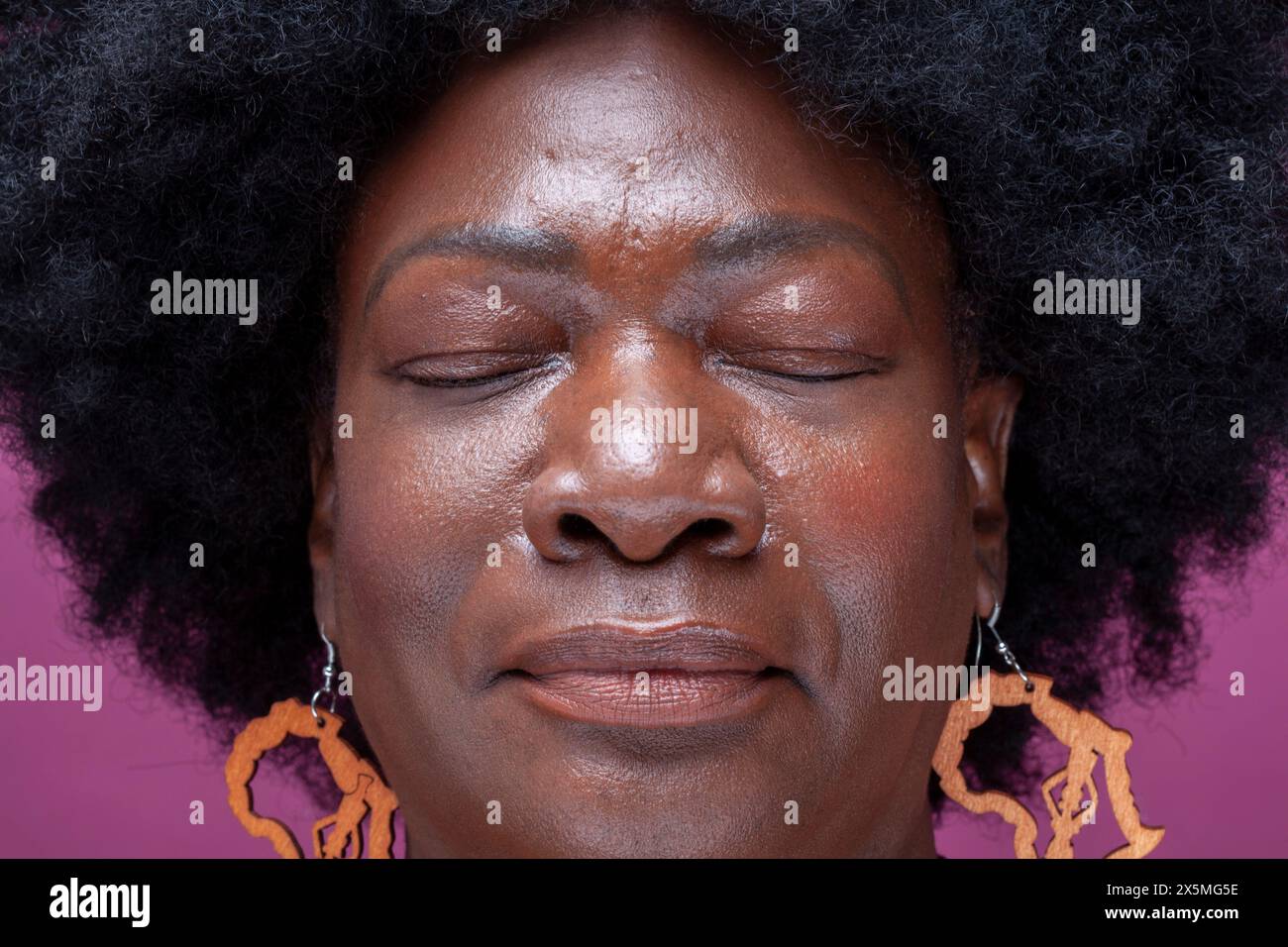 Close up mature woman hi-res stock photography and images - Alamy