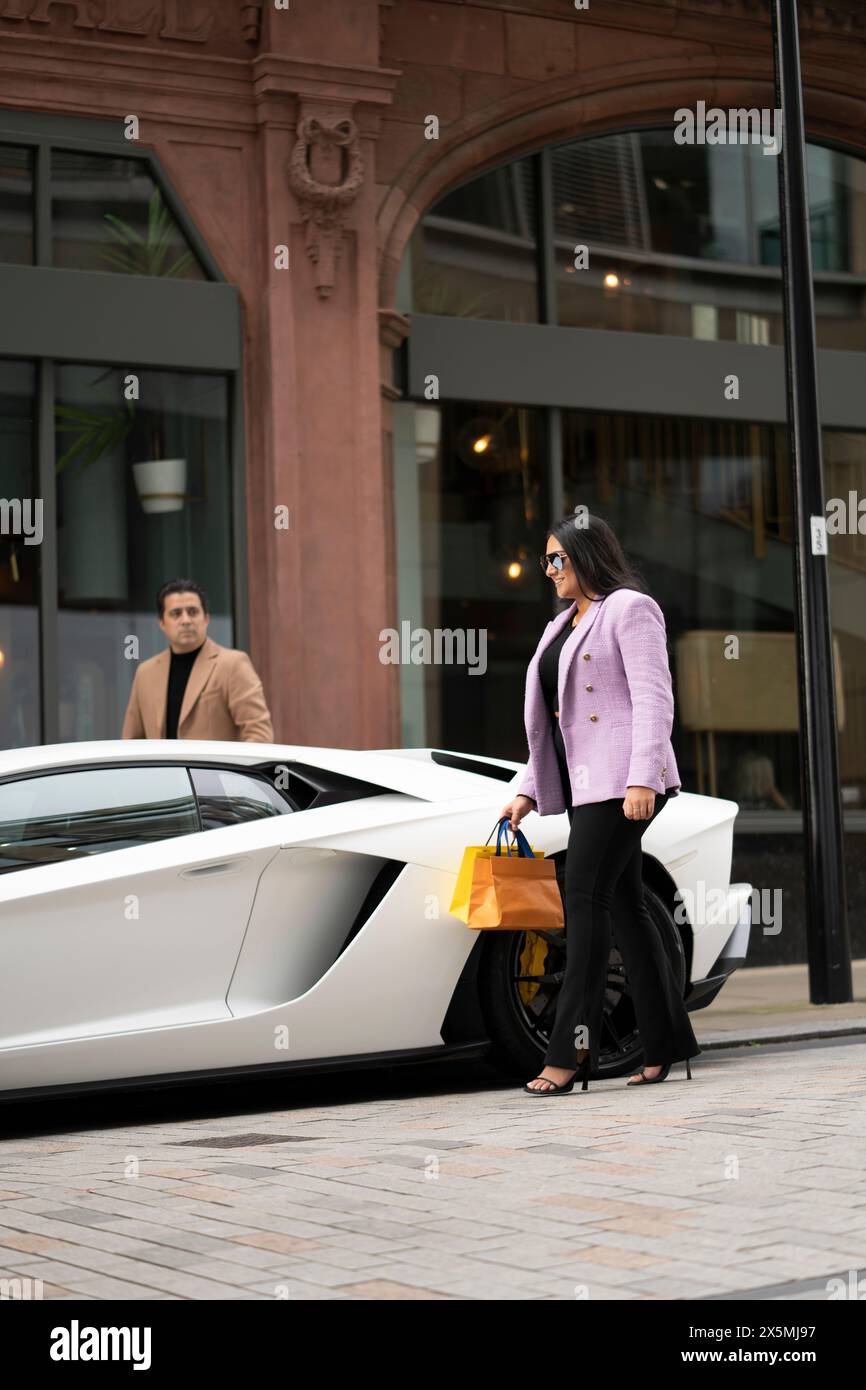 Father car uk hi-res stock photography and images - Alamy