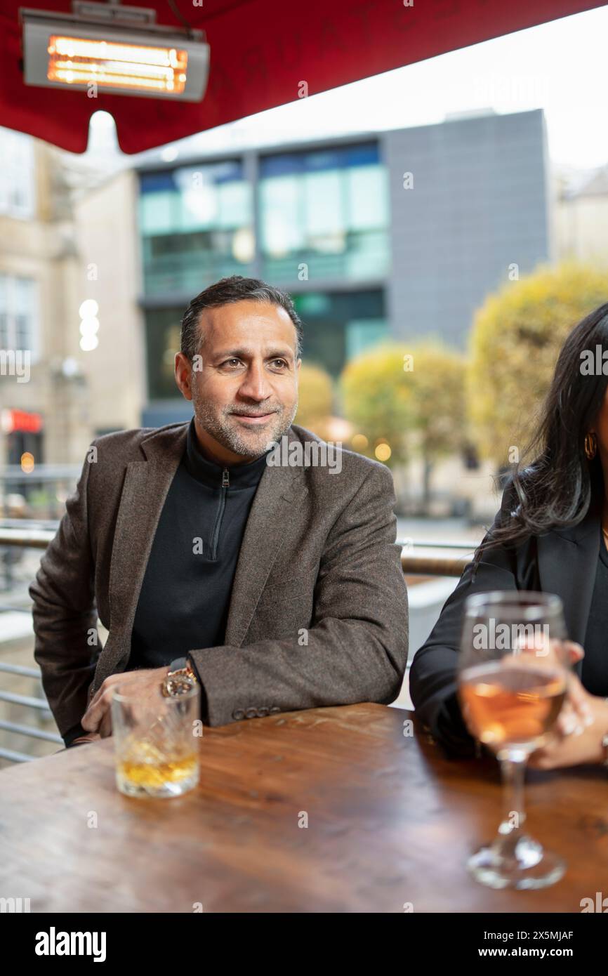 Business men at bar hi-res stock photography and images - Alamy
