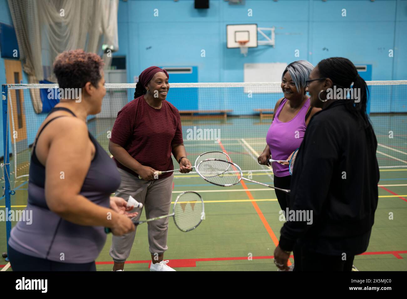Badminton seniors hi-res stock photography and images - Alamy