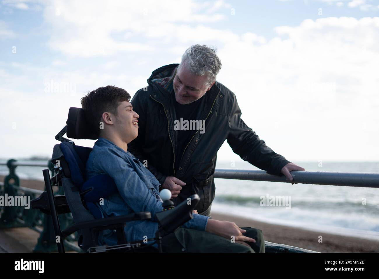 Portrait of father and son hi-res stock photography and images - Alamy