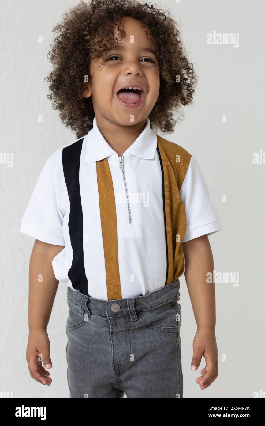 Cute smiling boy brown hi-res stock photography and images - Alamy