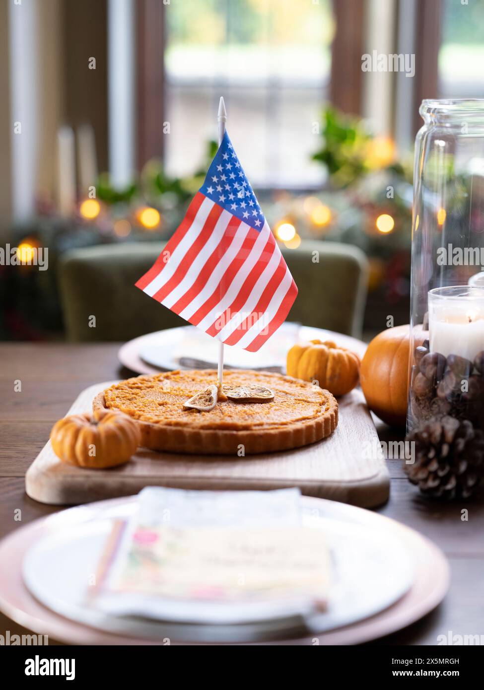 Pumpkin pie with American flag Stock Photo - Alamy